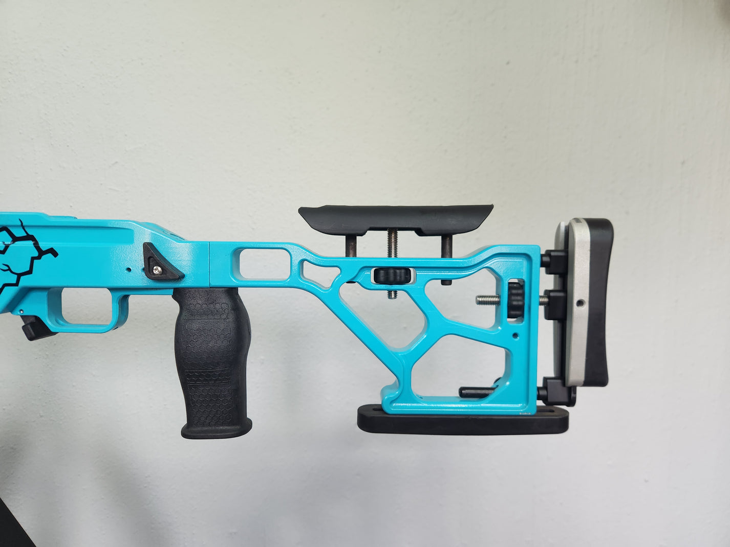 Delta Chassis – Aim Small Store